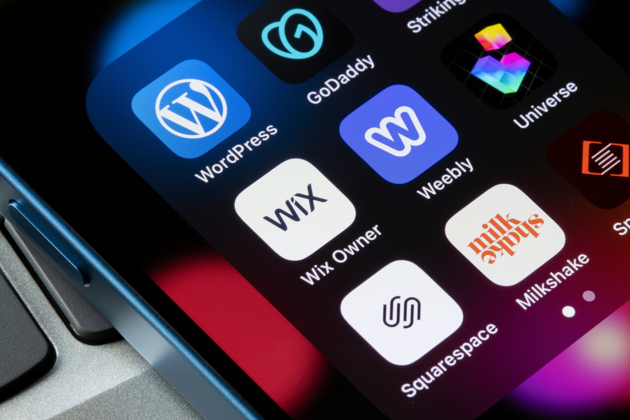 WordPress vs Squarespace - Acclaim